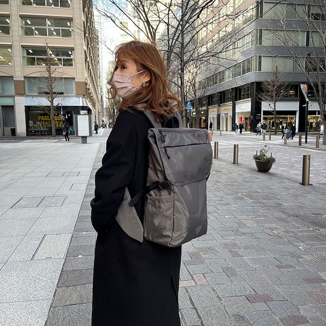 背負ったまま楽々出し入れ。機能 スタイルにこだわる《WINGSACK2》｜マクアケ - アタラシイものや体験の応援購入サービス