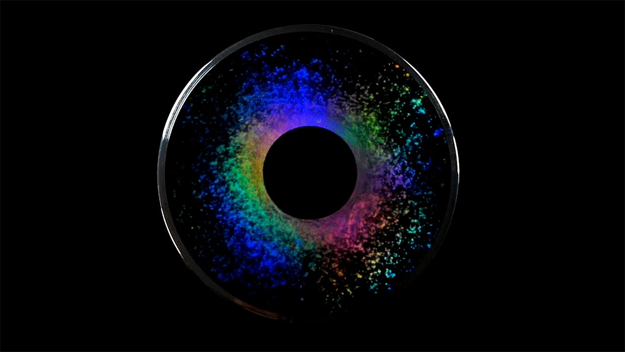 北欧発！わずか40mmの高品質玩具！ MezmoCoin -GALACTIC-｜マクアケ - アタラシイものや体験の応援購入サービス