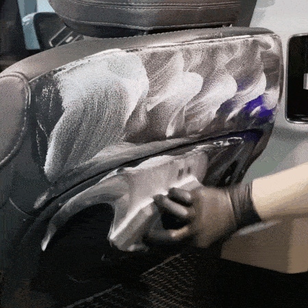 【車用フォームウォッシュ】車内に潜む“ヨゴレ”を手軽に! CARGYMでOK!｜マクアケ - アタラシイものや体験の応援購入サービス