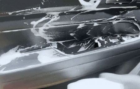 【車用フォームウォッシュ】車内に潜む“ヨゴレ”を手軽に! CARGYMでOK!｜マクアケ - アタラシイものや体験の応援購入サービス