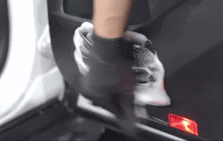 【車用フォームウォッシュ】車内に潜む“ヨゴレ”を手軽に! CARGYMでOK!｜マクアケ - アタラシイものや体験の応援購入サービス